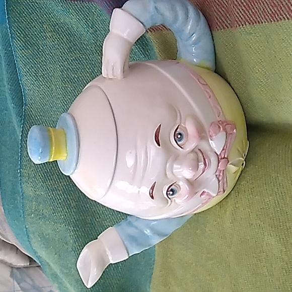 Vintage | Kitchen | Vintage Humpty Dumpty Figural Ceramic Teapot | Poshmark